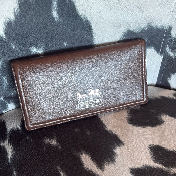 Bags | 48 Coach Brown Leather Checkbook Holder | Poshmark